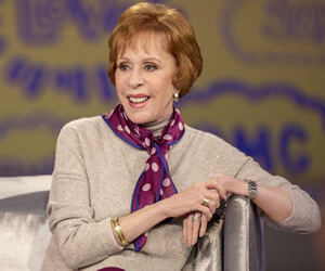 Carol Burnett Bio, Wiki, Age, Height, DOB(Famous Birthday), Family, Husband, Famous Movies, Net ...
