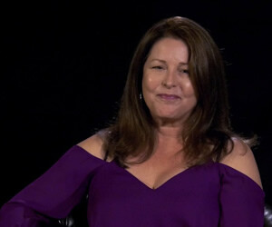 Lucinda Dickey Height, Weight, Religion, Net Worth, Age, Bi