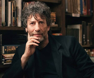 Neil Gaiman Bio, Wiki, Age, Height, DOB(Famous Birthday), Family, Wife ...