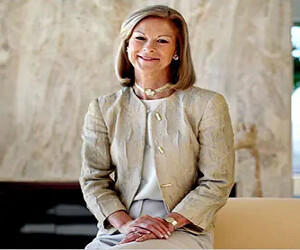 Christie Hefner Height, Weight, Religion, Net Worth, Age, B