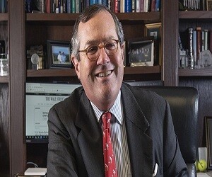 Warren Stephens Height, Weight, Religion, Net Worth, Age, B