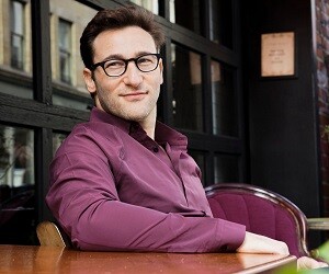 Simon Sinek Height, Weight, Religion, Net Worth, Age, Biogr