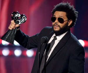 The Weeknd Height, Weight, Religion, Net Worth, Age, Biogra