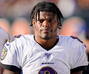 Lamar Jackson Height, Weight, Religion, Net Worth, Age, Bio