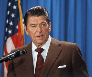 Ronald Reagan Height, Weight, Religion, Net Worth, Age, Bio